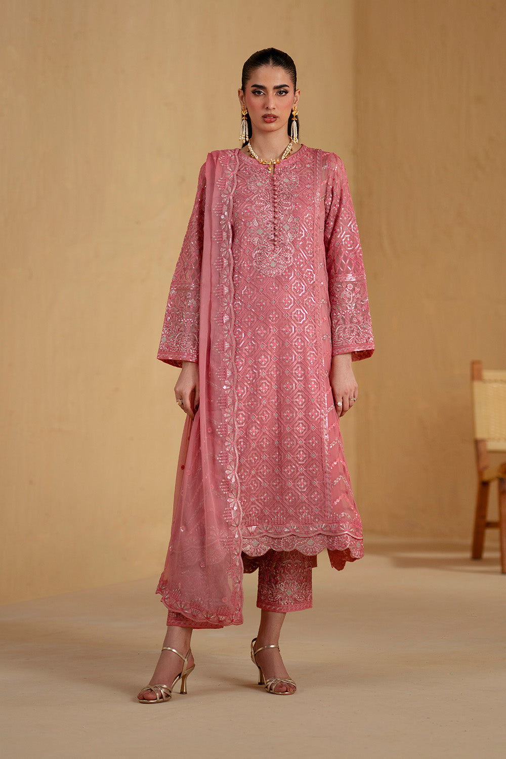 3 Piece Embroiderd Chiffon NUBIA - FSU5662 – Vogue Clothing Studio